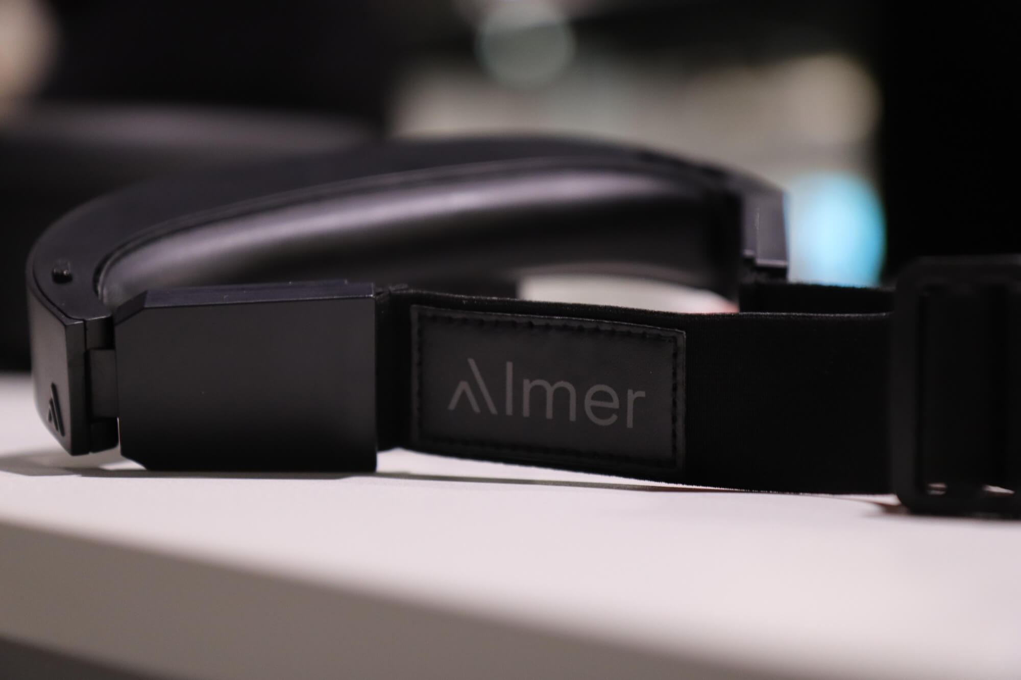 Almer Arc: Hands-On With Enterprise Remote Assistance "AR" Device